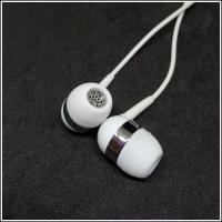 China Customized Color Wired 3.5mm Plug Headset Super Bass Earbuds In-ear Headphone Made by with Plastic Material for sale