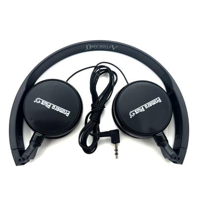 China Model HE002 Headphones Fashion Noise Cancelling Over-ear Earphones Headphones with Sensitivity 104±10%DB Headband Style for sale