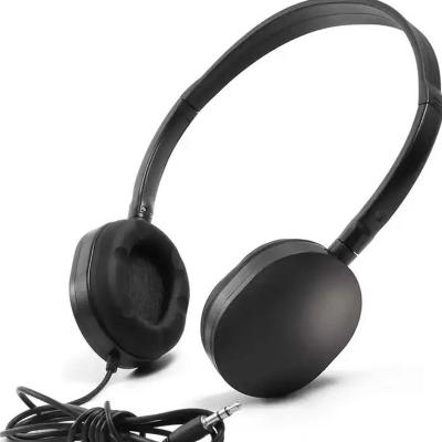 China Durable Foldable Headphone 30mm Speaker HESHI Gaming Headset with PVC Cable and Wired Connection for sale