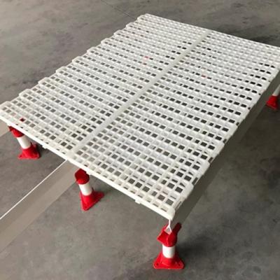 China Chicken 20X26mm Goat Farm Plastic Slatted Flooring for sale