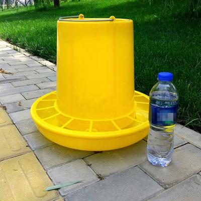 China Bucket Chicken Feeder 15KG Poultry Feeder Drinker for sale