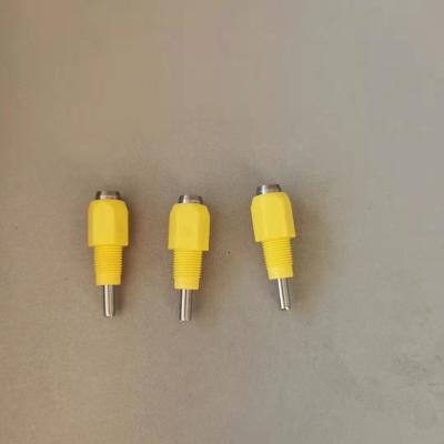 China Poultry Waterer Screw Chicken Nipple Drinker System for sale