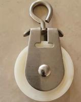 China Plastic And Stainless Steel Poultry Pulley For Drinking Line Feeding Line for sale
