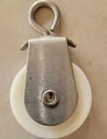 China Plastic And Stainless Steel Poultry Pulley For Drinking Line Feeding Line for sale