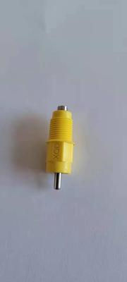 China Poultry Farm 8.8g Chicken Nipple Drinker System Automatic Double Sealed 360 Degree For Broiler for sale