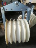 China 822 Series Large Diameter Rope Pulley Stringing Cable Blocks Customized Dimension High Load Capacity for sale