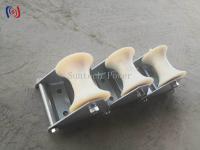 China 10KN Rated Load Corrosion Resistant Cable Pithead Roller for Fiber Optic Cable Protection for sale