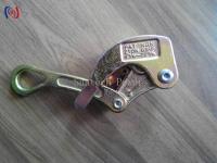 China Durable Universal Gripper with 10-30KN Rated Load and Non-Damaging Grip for ACSR AAC Utility Cables for sale