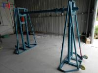 China Heavy Duty Hydraulic Cable Reel Stand with 50-300KN Rated Load for 2400-5000mm Diameter Cable Drums for sale