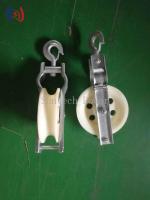 China Heavy Duty Single Sheave Stringing Block with 5-20KN Rated Load, Lightweight Aluminum Sheave, and Corrosion Resistant Design for Power Line Construction for sale
