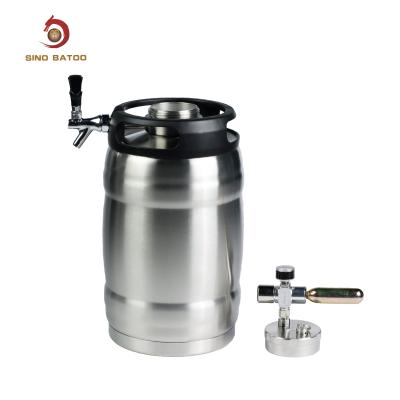 China 5L Stainless Steel Beer Keg Dispenser CO2 Growler System Mini Party Keg 30 psi for sale