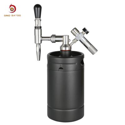 China 2L Nitro Cold Brew Coffee Maker with Stout Tap and Nitrogen Regulator 64oz for sale