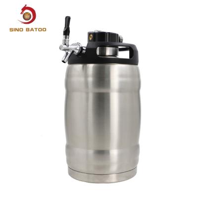 China 5L Vacuum Insulated Beer Growler Dispenser Portable CO2 Tap System 8 psi for sale