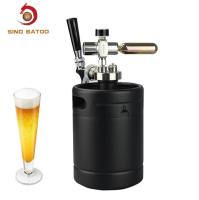 China Portable 64oz SS304 CO2 Mini Keg Dispenser with Adjustable Regulator for sale