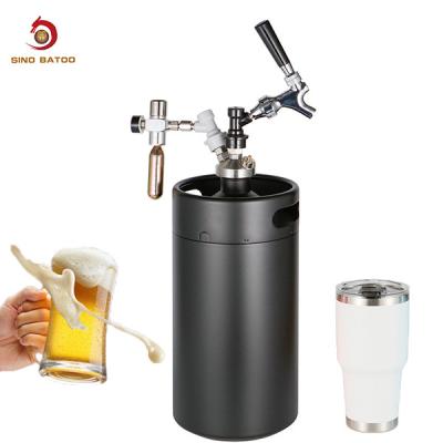 China Insulated Vacuum Ball Lock Mini Keg 2L 4L 5L Carbonated Drink Soda Keg Dispenser for sale
