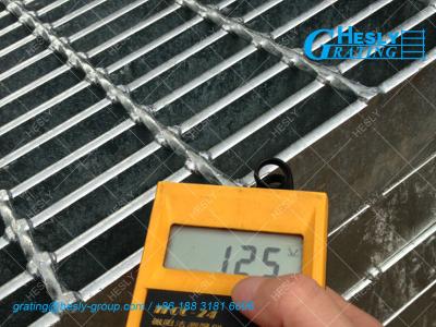 China Close Mesh Steel Bar Grating | 80micron galvanized coating | 50X5mm load bar | 25mm Pitch | 1X2m | HeslyGrating-China for sale