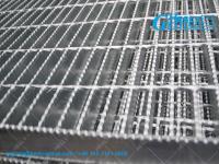 China Forge Welded Bar Grating | Serrated Load Bar | 35micron zinc coating - Hesly China Grating Factory for sale