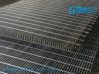 China Fine Mesh Welded Steel Grating | 32X5mm bearing bar | 50μm galvanized coating - Hesly Grating China Supplier for sale