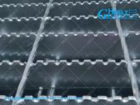 China Serrated Bar Grating | Punched Serration Anti Skidding Surface | 32X5mm Load Bar | 30X100mm hole | China Factory Sales for sale