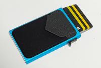 China Aluminum RFID Blocking Pop Up Wallet for Business Cards 10 Card Capacity for sale
