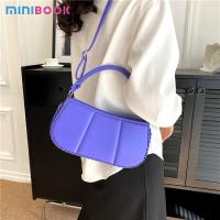 China 2024 Lady Single Shoulder Bag with Polyester Lining Material and Striped Pattern for sale