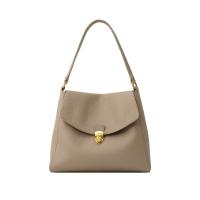 China Custom Logo Soft Pebbled Leather Women's Shoulder Bag for Daily Life 30x20x10 cm for sale