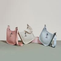 China Custom Vintage Genuine Leather Crossbody Bag for Women Low MOQ Mix Models OEM for sale