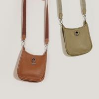 China Custom Vintage Genuine Leather Crossbody Bag for Women Low MOQ Mix Models OEM for sale