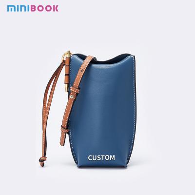 China Custom Logo Genuine Leather Ladies Messenger Shoulder Bag for Women Daily Use for sale