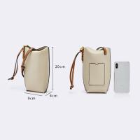 China Custom Logo Genuine Leather Ladies Messenger Shoulder Bag for Women Daily Use for sale
