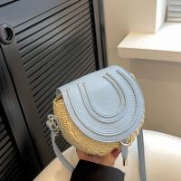 China Women's PU Leather Crossbody Straw Bag for Daily Life Essential Handbag for sale