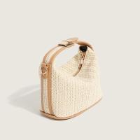 China Handwoven Rattan Shoulder Bag Crossbody Clutch for Women Daily Use 25cm for sale