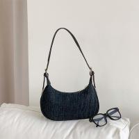 China Vintage Denim Crossbody Handbag for Women Cute Casual Shoulder Bag 30cm for sale