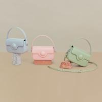 China 2024 Summer Girls Crossbody Bags Simple Fashion Design Luxury Designer Ladies Purses for sale
