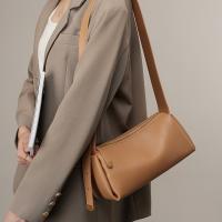 China Zipper Hasp Closure Women's Bag for Daily Life Fashionable Design 30x20x10 cm for sale