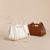 China Polyester Lining Cowhide Handbag Women Versatile Leather Bag for Everyday Wear 30cm for sale