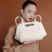 China Polyester Lining Cowhide Handbag Women Versatile Leather Bag for Everyday Wear 30cm for sale