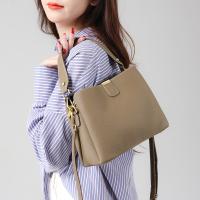 China Women's Genuine Leather Tote Bag Fashionable Bucket Design Daily Life Essential 35cm for sale