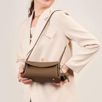 China All Seasons Real Leather Handbag for Women Multi Pocket Small Crossbody Bag 25x18x10cm for sale