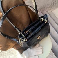 China Classic PU Leather Tote Bag for Women Shoulder Messenger Handbag 35x25x10 cm for sale