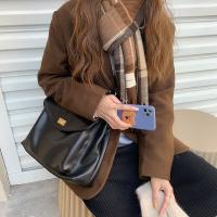 China Classic PU Leather Tote Bag for Women Shoulder Messenger Handbag 35x25x10 cm for sale