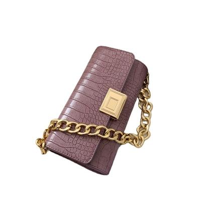 China Women's Crocodile Pattern Small Square Handbag with Chain Underarm Bag 20x12cm for sale