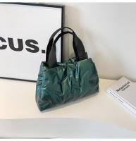 China Large Capacity Down Cloth Handbag for Women 2023 Autumn Winter Fashion Tote Bag for sale