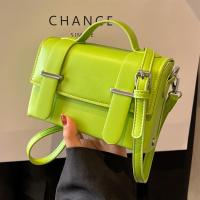China Women's Crossbody Leather Belt Bag with Adjustable Strap 2-in-1 Design for sale