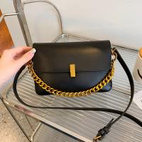 China Large Capacity Chain Tote Crossbody Bag Retro Shoulder Bag 30x20x10 cm for sale