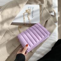 China Women Handbags Stylish Durable Customizable Options Low MOQ 20L Capacity for sale