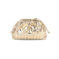 China Hand Woven Genuine Leather Cloud Bag Fashionable Design 30cm Daily Use Crossbody for sale