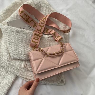 China Luxury Ladies Crossbody Bags Fashion Shoulder Female Bags Women Handbags All Seasons 30x20cm for sale