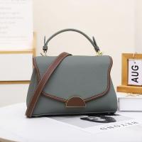 China Polyester Lining Square Bag Soft Leather Fashionable Handbag for Women 25x15x10 cm for sale