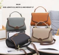 China Polyester Lining Square Bag Soft Leather Fashionable Handbag for Women 25x15x10 cm for sale